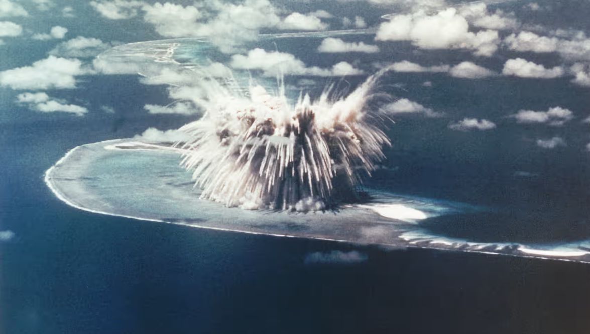 UJI COBA NUKLIR PASKA WW2 DI KEPULAUAN MARSHALL | analisaakhirzaman.com
